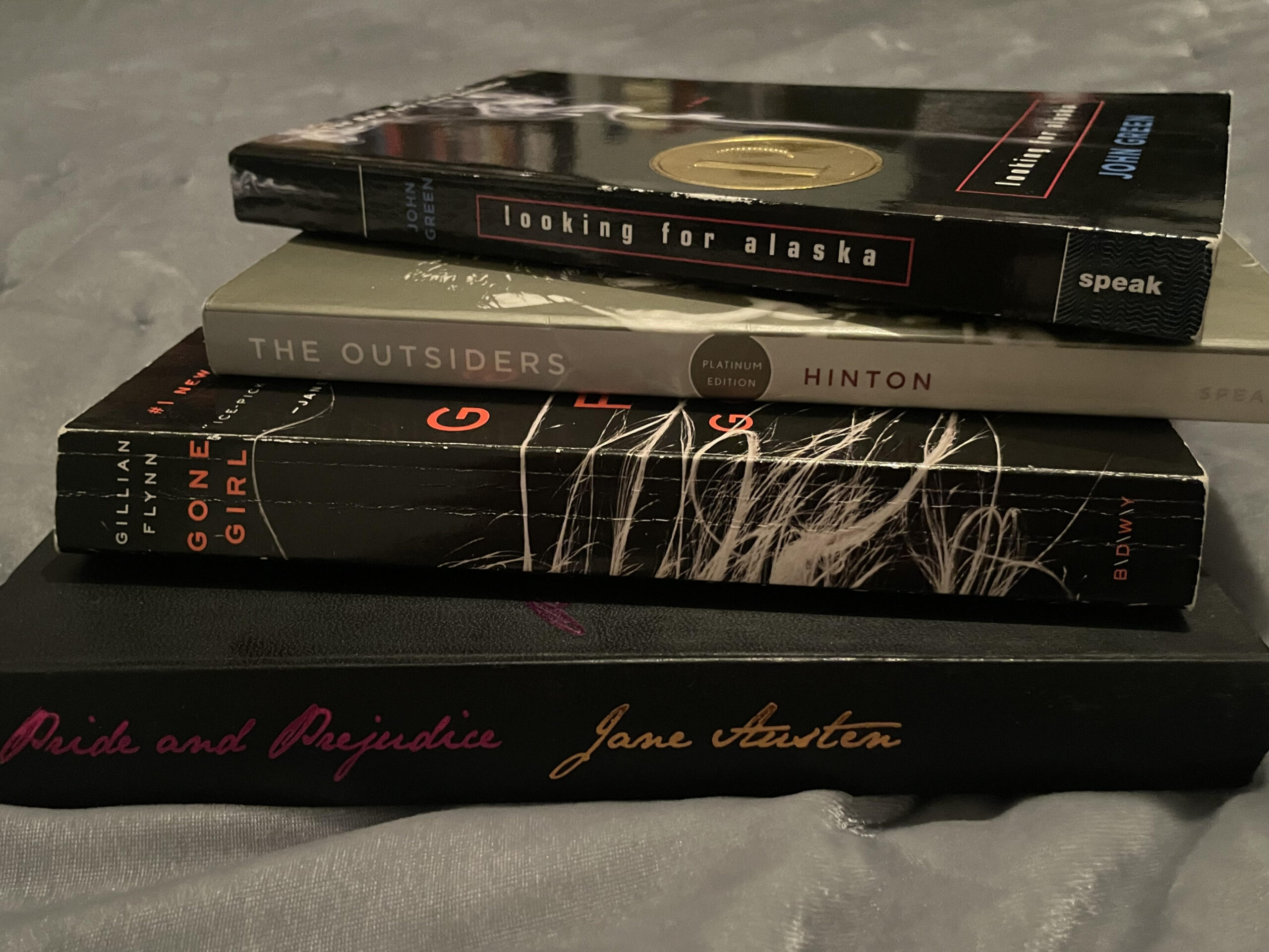 OPINION: Hot books that USF students should avoid this summer – The Oracle OPINION: Hot books that USF students should avoid this summer – The Oracle